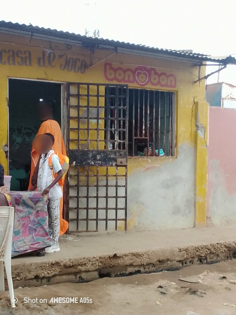 Kantin, yemekhane Cantina, Loanda, foto