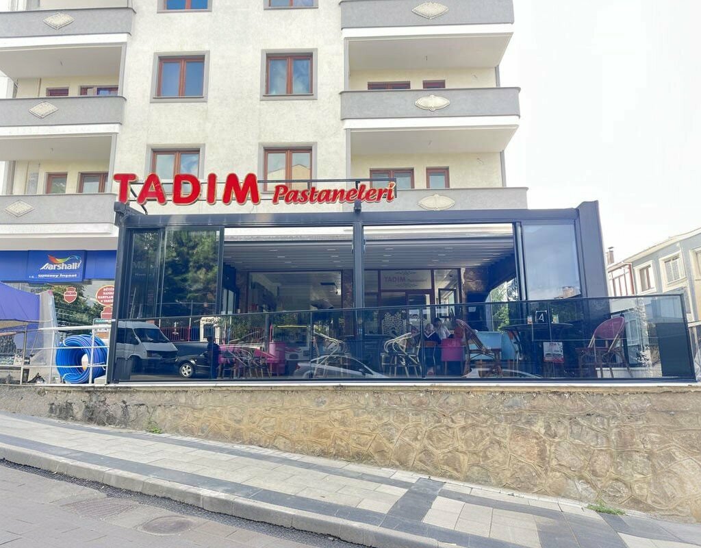Kafe Tadım Pastanesi, Ortahisar, foto