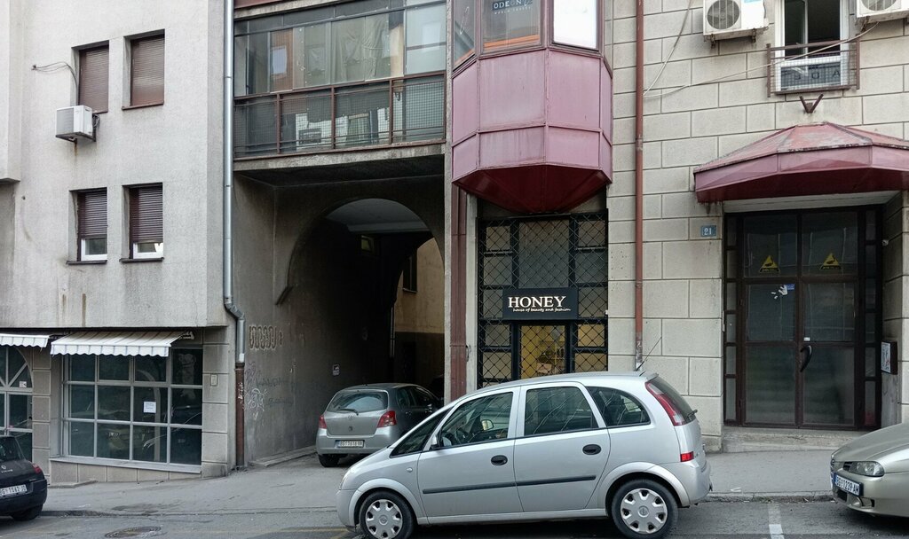 Kuaförler Honey House, Belgrad, foto