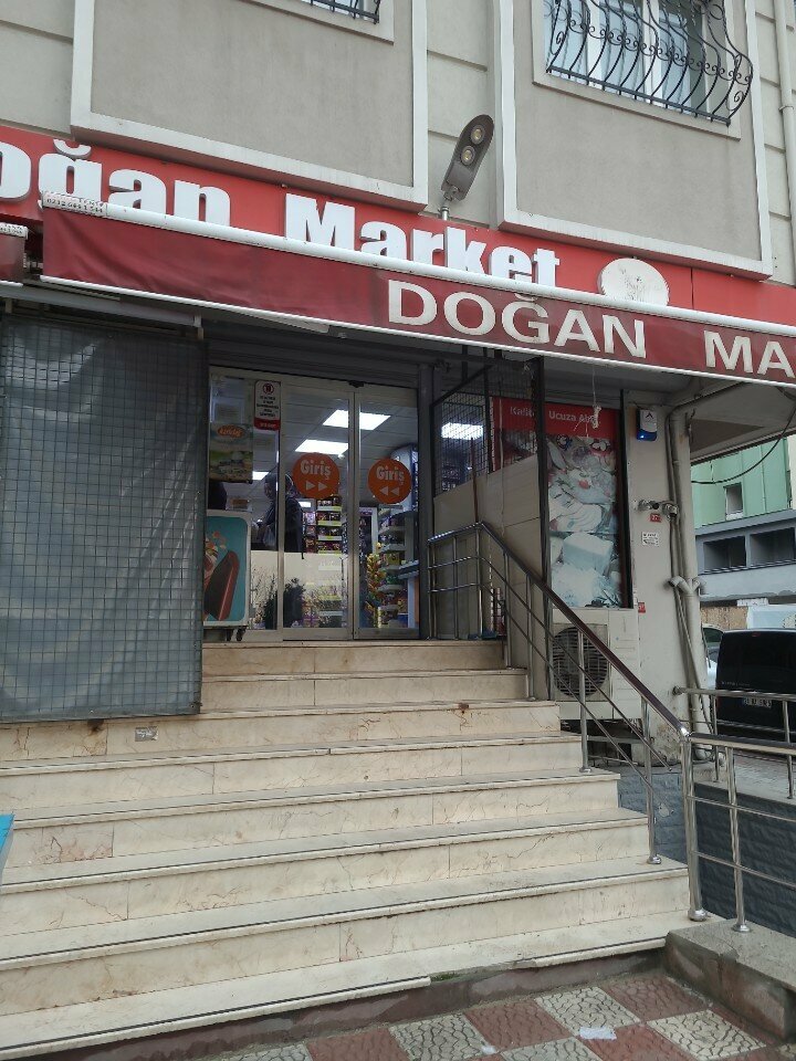 Market Doğan Market, İstanbul, foto