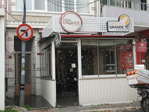 Pizza Grande (Yeşilköy İskele Cad. No:6 Yeşilköy/İstanbul), pizzacılar  İstanbul'dan