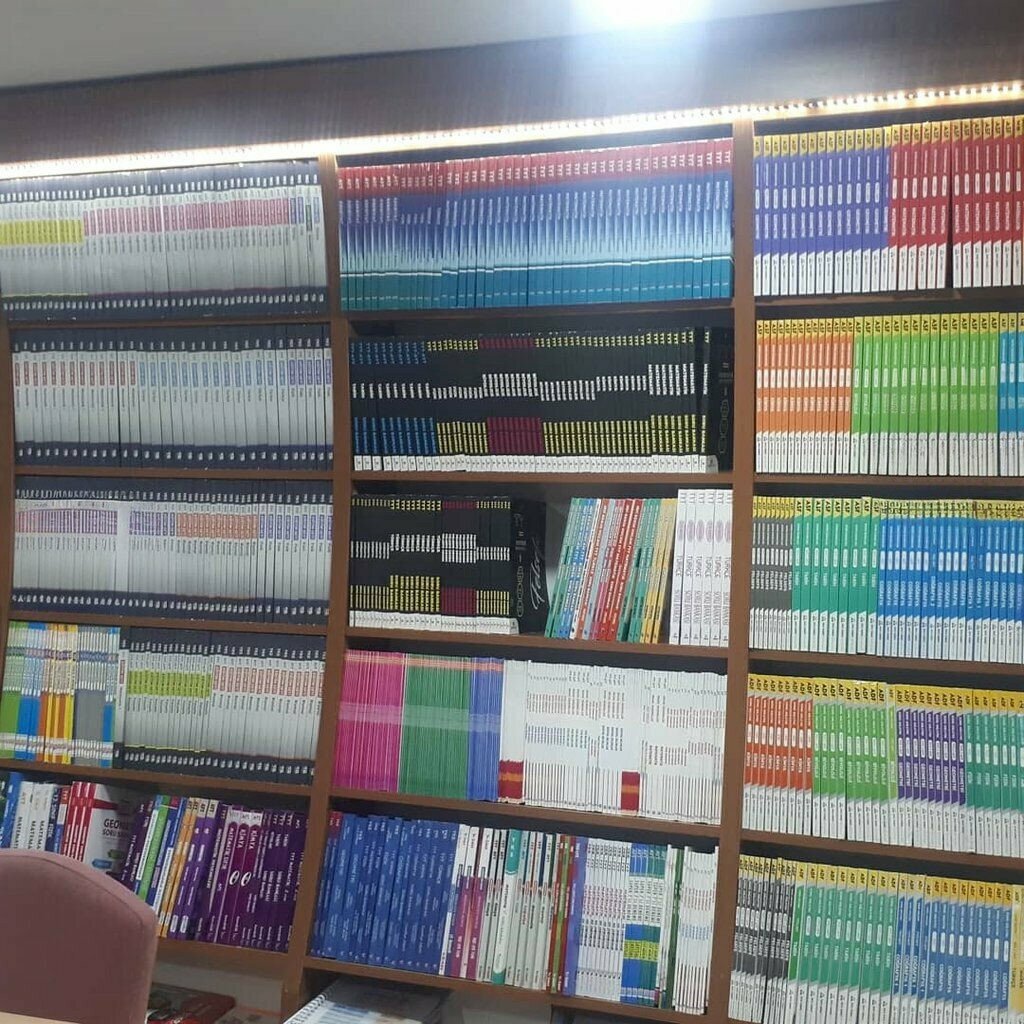 Kırtasiyeler Tebeşirtozu Kitap-Kırtasiye, Bingöl, foto