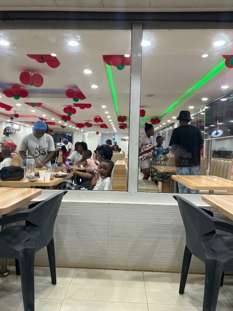 Kafe Pâtisserie picasso, Abican, foto