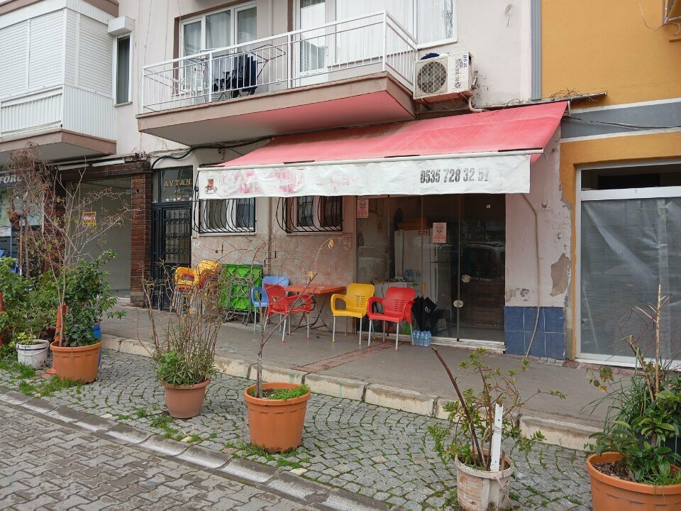 Kafe Yılmaz Aile Çay Evi, İzmir, foto