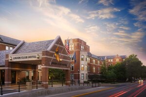 The Union Club Hotel at Purdue University (Indiana, Tippecanoe County, West Lafayette), otel  West Lafayette'ten