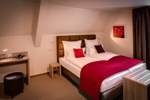 Weserhotel Schwager (Steinhof No:2, Holzminden), otel  Holzminden'dan