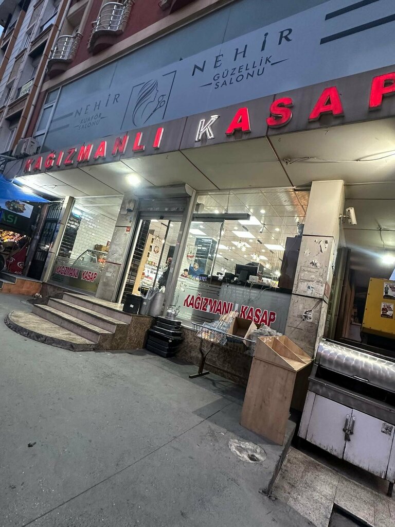 Kuaförler Nehir Bayan Kıaförü, İstanbul, foto