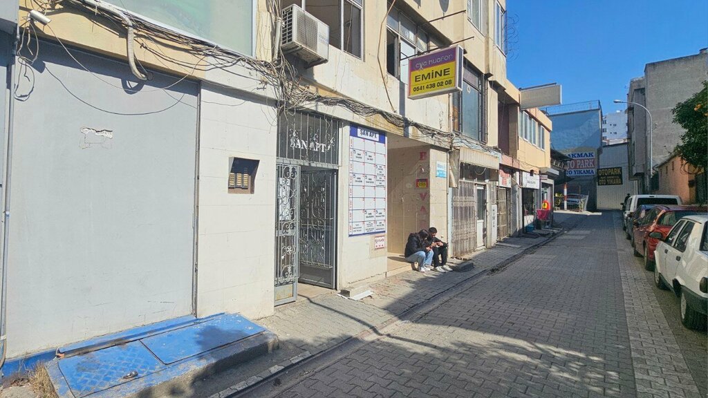 Mali müşavir Mali Müşavir Orhan Özgüven, Adana, foto