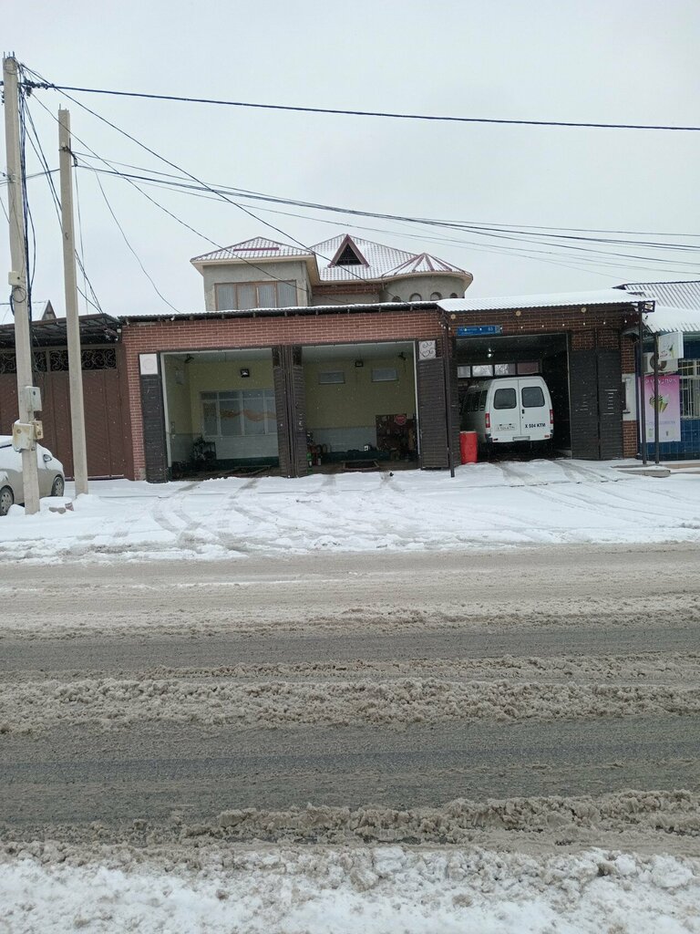 Otomobil servisi Titan, Çimkent (Şımkent), foto