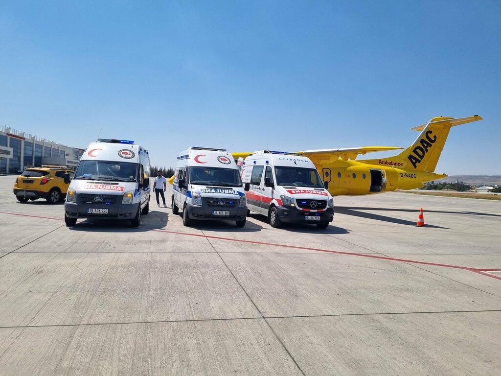 Acil yardım hizmeti Kayseri Cankurtaran Özel Ambulans, Kayseri, foto
