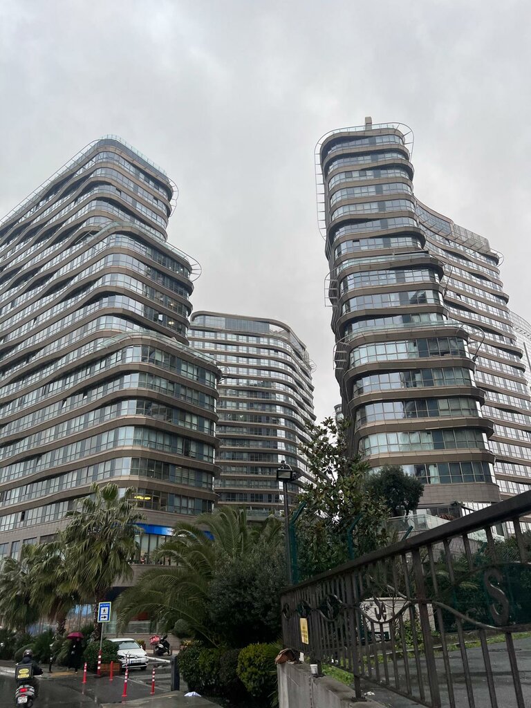 Avukatlar Avukat Ayhan Tayar, İstanbul, foto