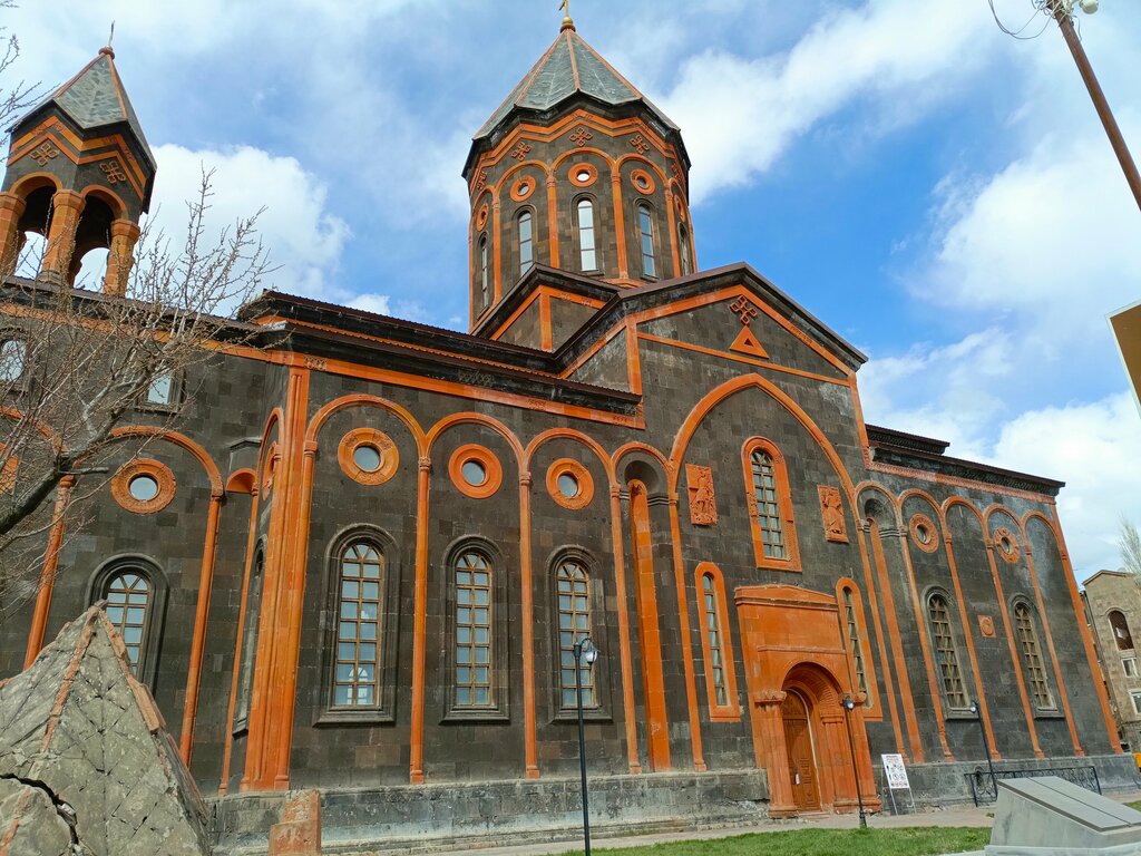 Girişimciler için ticari hizmetler Hyur, Erivan, foto