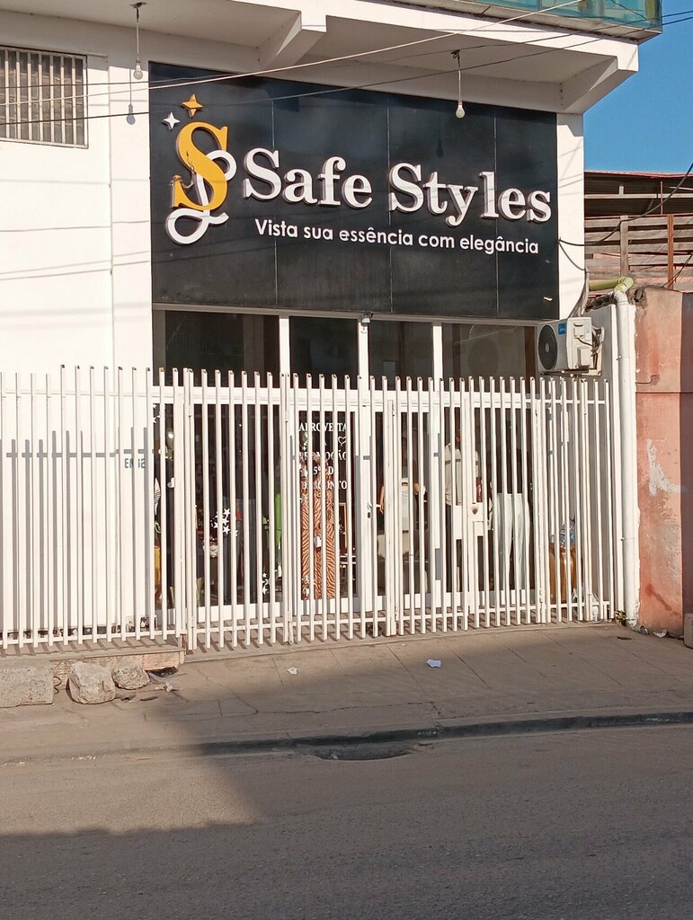 Dış giyim mağazası Safe Styles, Loanda, foto