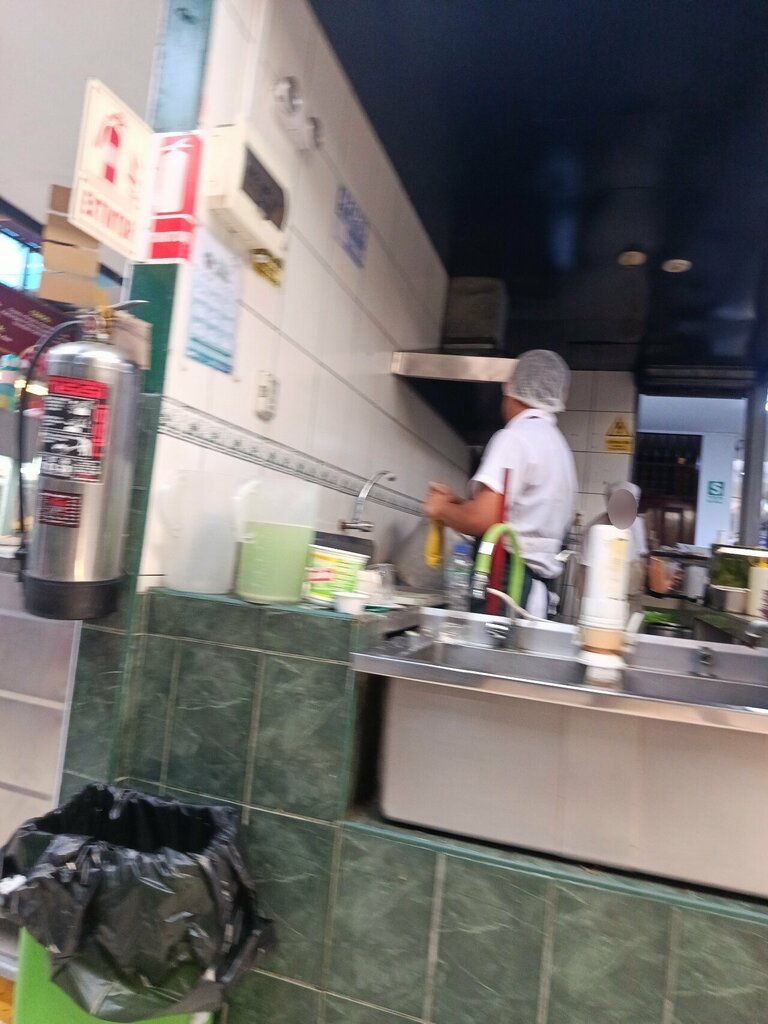 Kasap, şarküteri Avicola/Pescaderia, Lima, foto