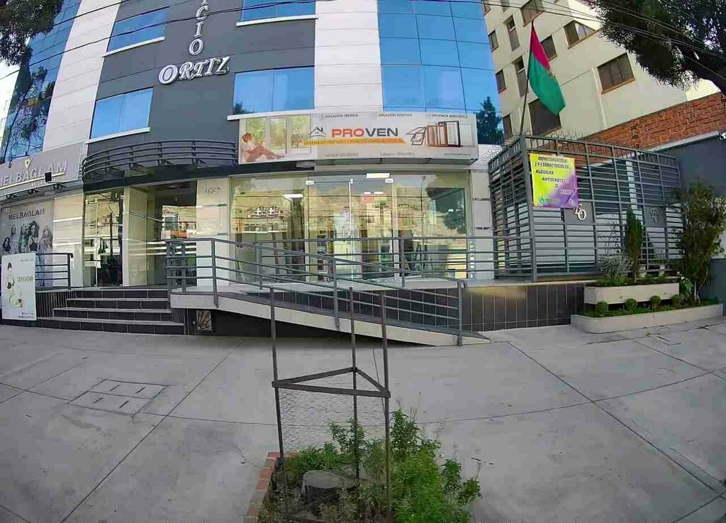 Kapılar Proven Srl Windows and Doors Pvc, La Paz, foto