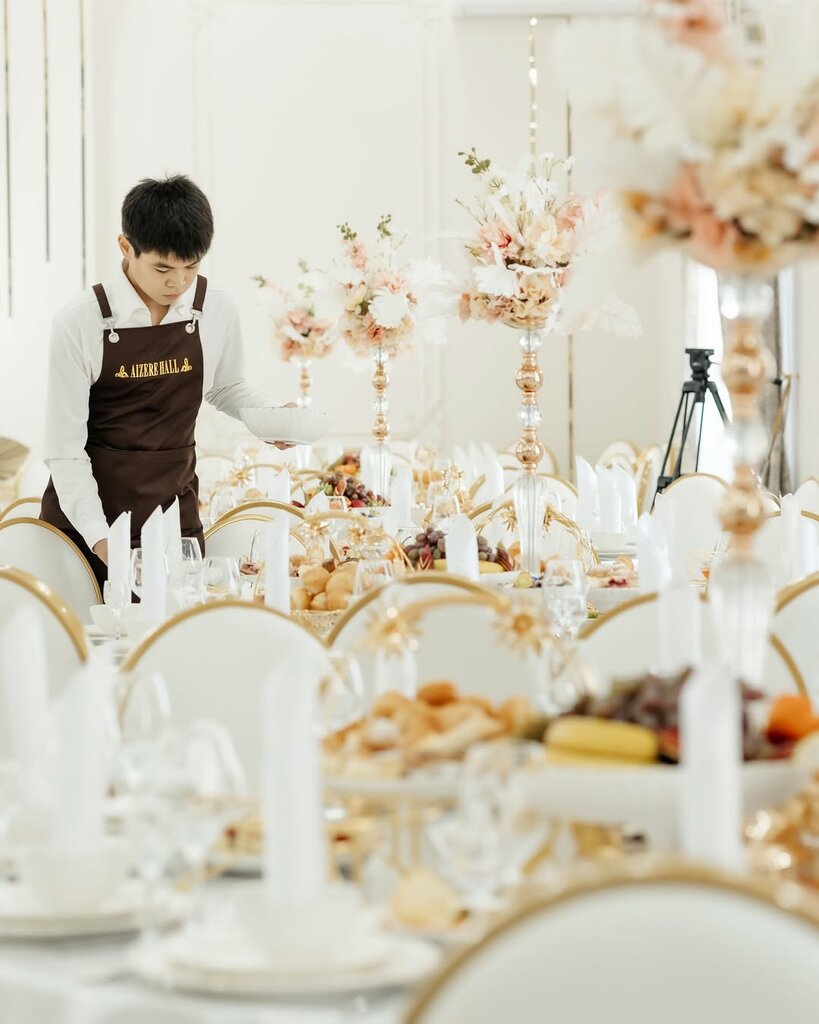 Düğün, toplantı salonu Aizere Hall, Batı Kazakistan eyaleti, foto