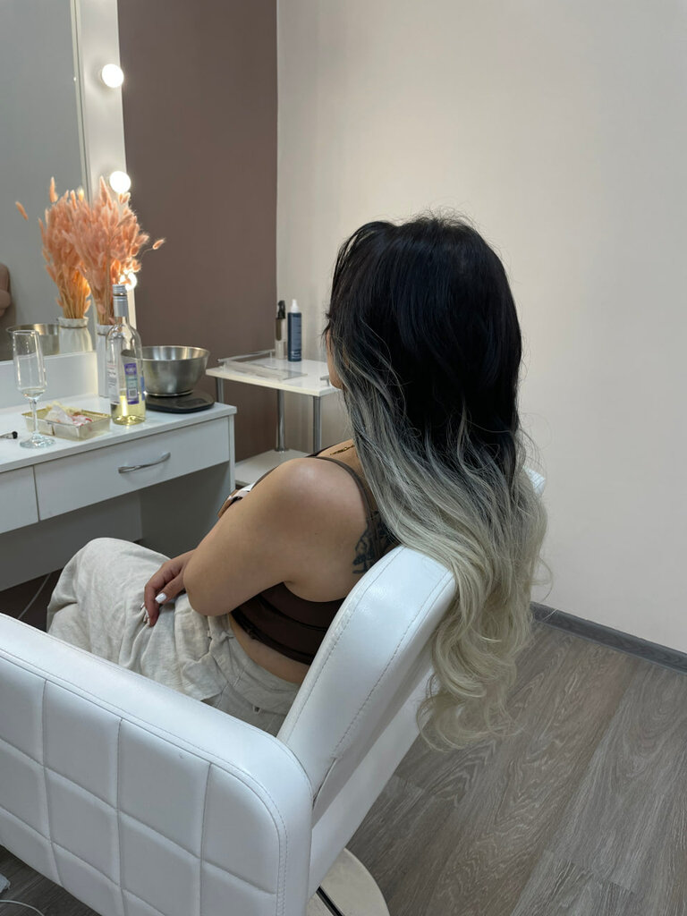 Saç uzatma Mir Krasoty Reginy Teplyakovoj, Vladivostok, foto