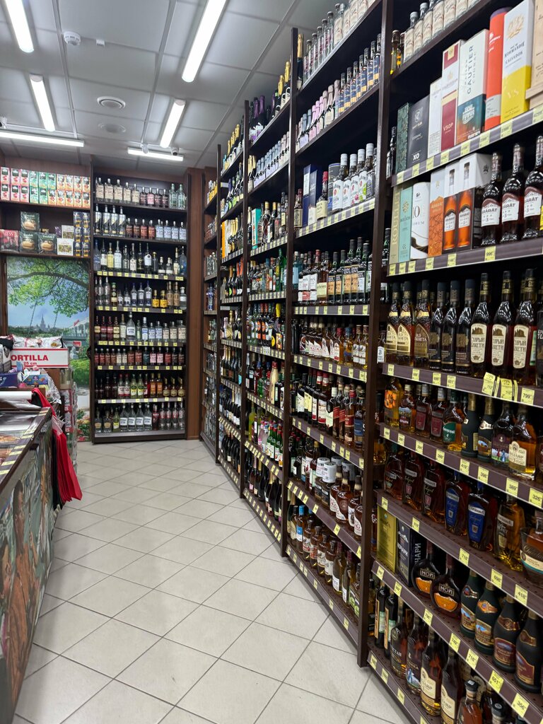 Market Krasnoe&Beloe, Saint‑Petersburg, foto