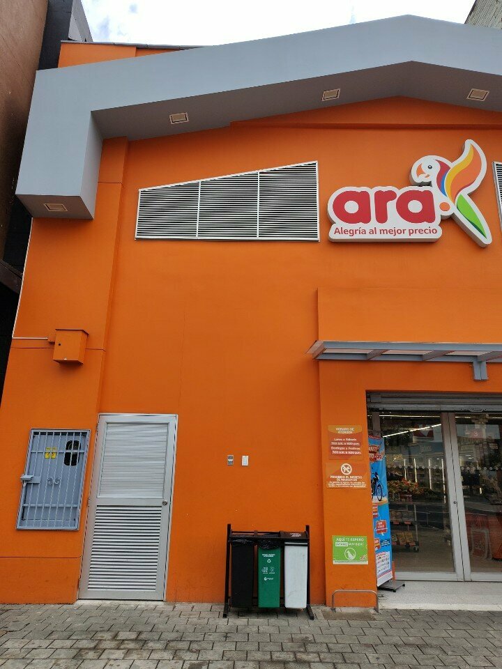 Süpermarket Ara, Medellin, foto