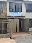 Alvanus (Valle del Cauca, Municipio de Santiago de Cali, Comuna 19, Urbanización Colseguros, Carrera 31A, 10A-129), lamba ve avize mağazaları  Cali'den