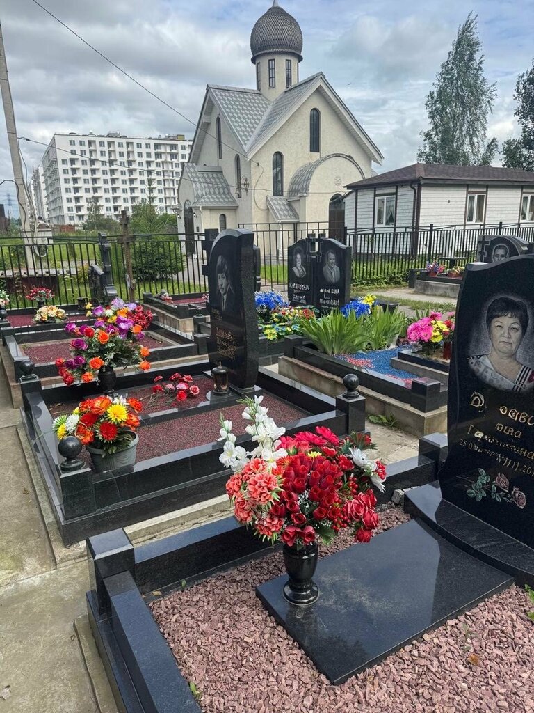Mezarlıklar Московская Славянка, Saint‑Petersburg, foto