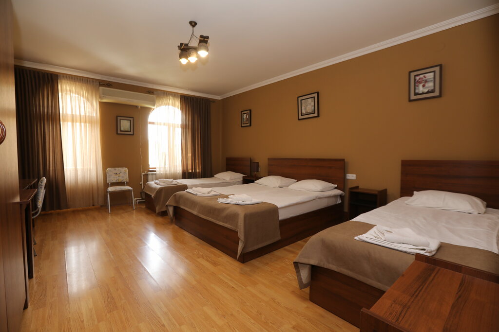 Konuk evi Popock Baghramyan, Erivan, foto
