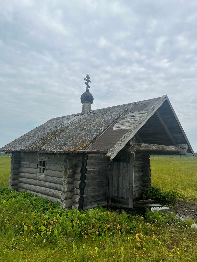 Şapel, haç anıtı Часовня Иоанна и Иакова Менюшских, Novgorodskaya oblastı, foto