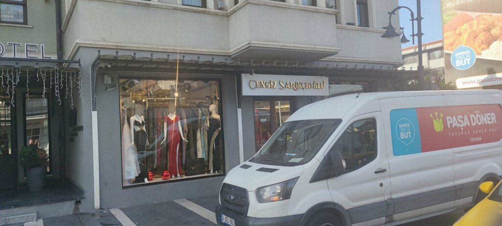 Abiye mağazaları Cengiz Sarıkçıoğlu, İstanbul, foto