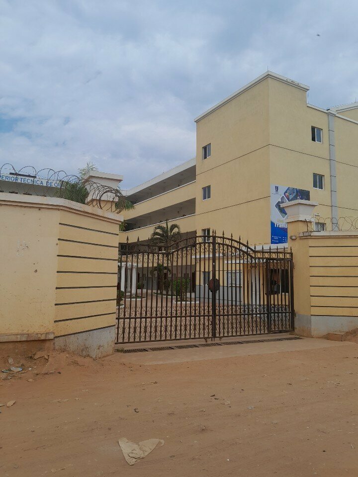 Üniversiteler Escola Superior Técnica de Ciências do Desporto, Loanda, foto