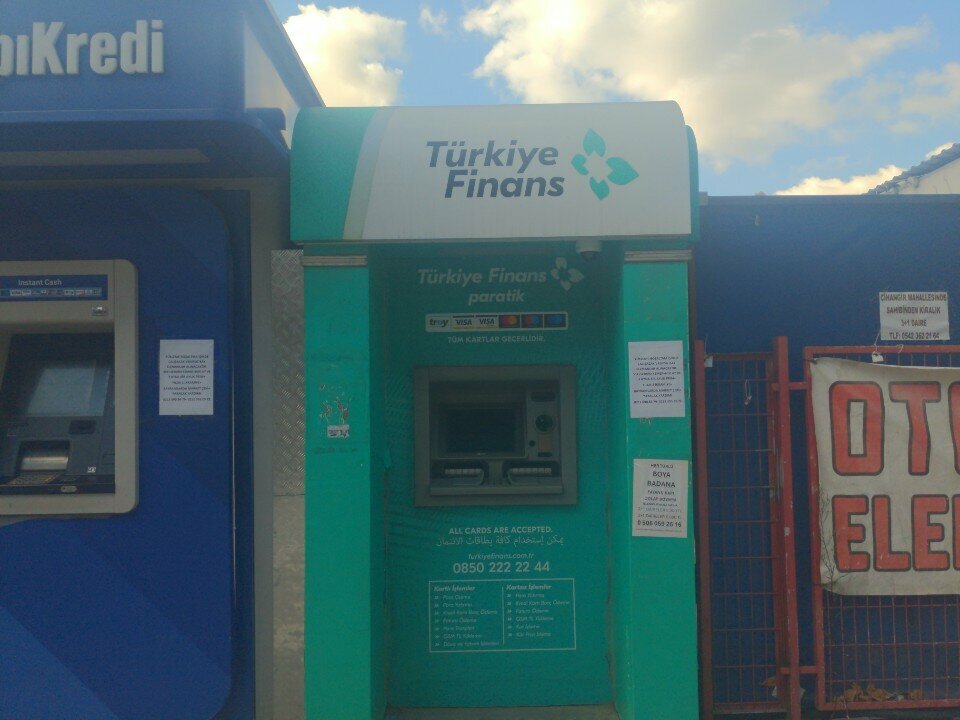 ATM'ler Türkiye Finans Paratik, İstanbul, foto