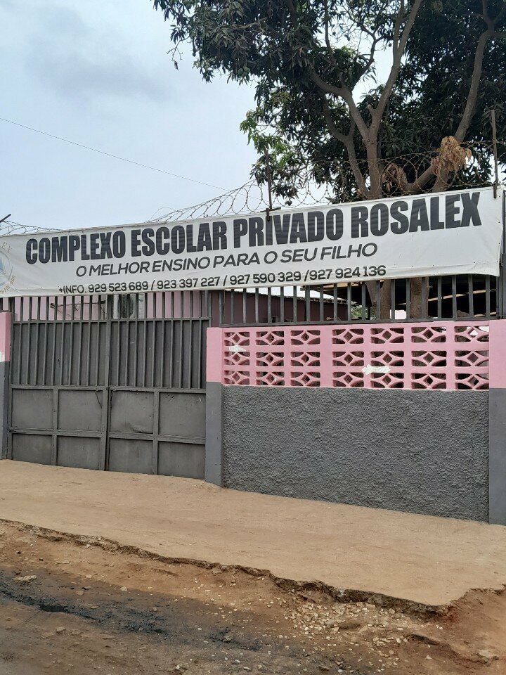 Özel okul Complexo escolar privado Rosalex, Loanda, foto