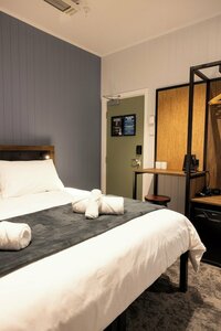 Haka House Wanaka (Otago, Queenstown-Lakes District, Wānaka, Brownston Street), otel  Wanaka'dan