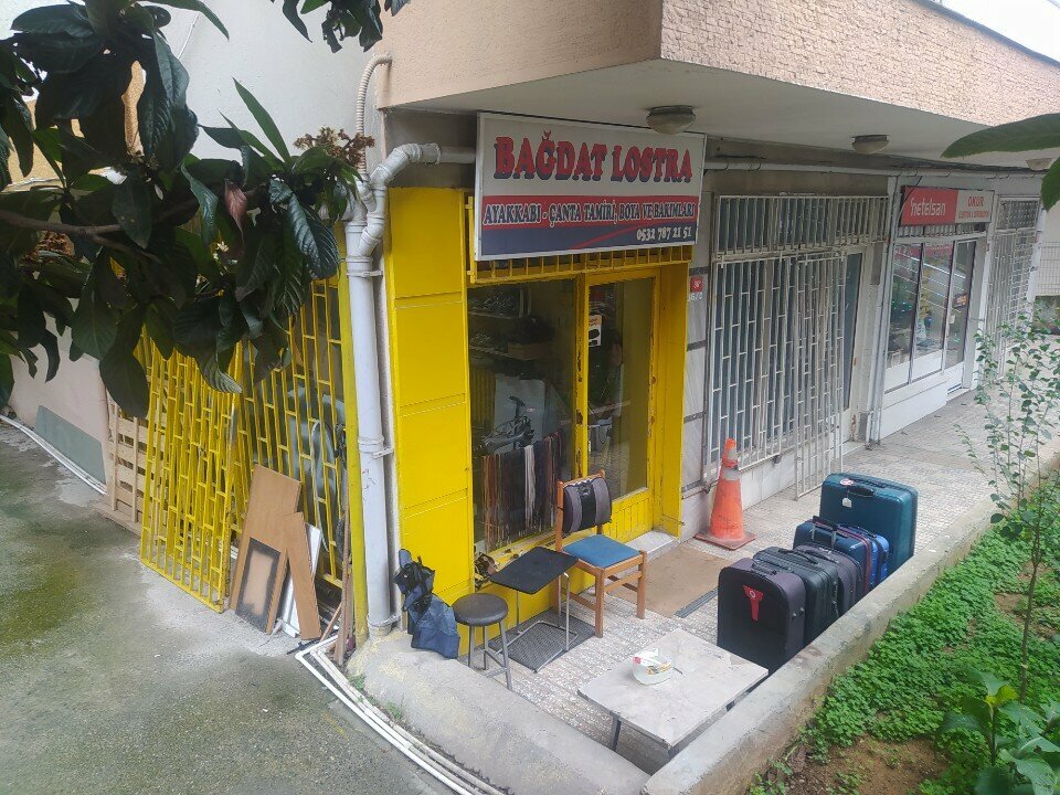 Ayakkabı tamiri Bağdat Lostra, İstanbul, foto