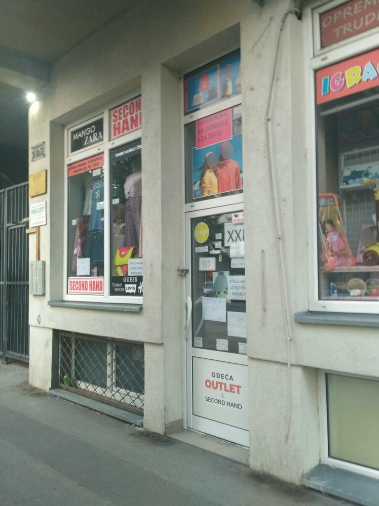Giyim mağazası Nina. 021trade, Novi Sad, foto