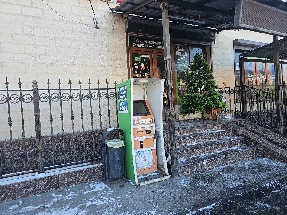 Ödeme terminali Qiwi, Çimkent (Şımkent), foto