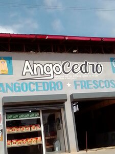 Angocedro (Luanda Province, Municipality of Talatona, Dangereux), otomobil servisi  Loanda'dan