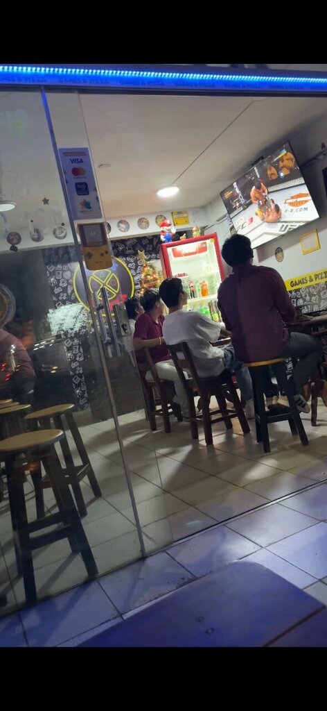Pizzacılar Games & Pizza, Santa‑Krus, foto