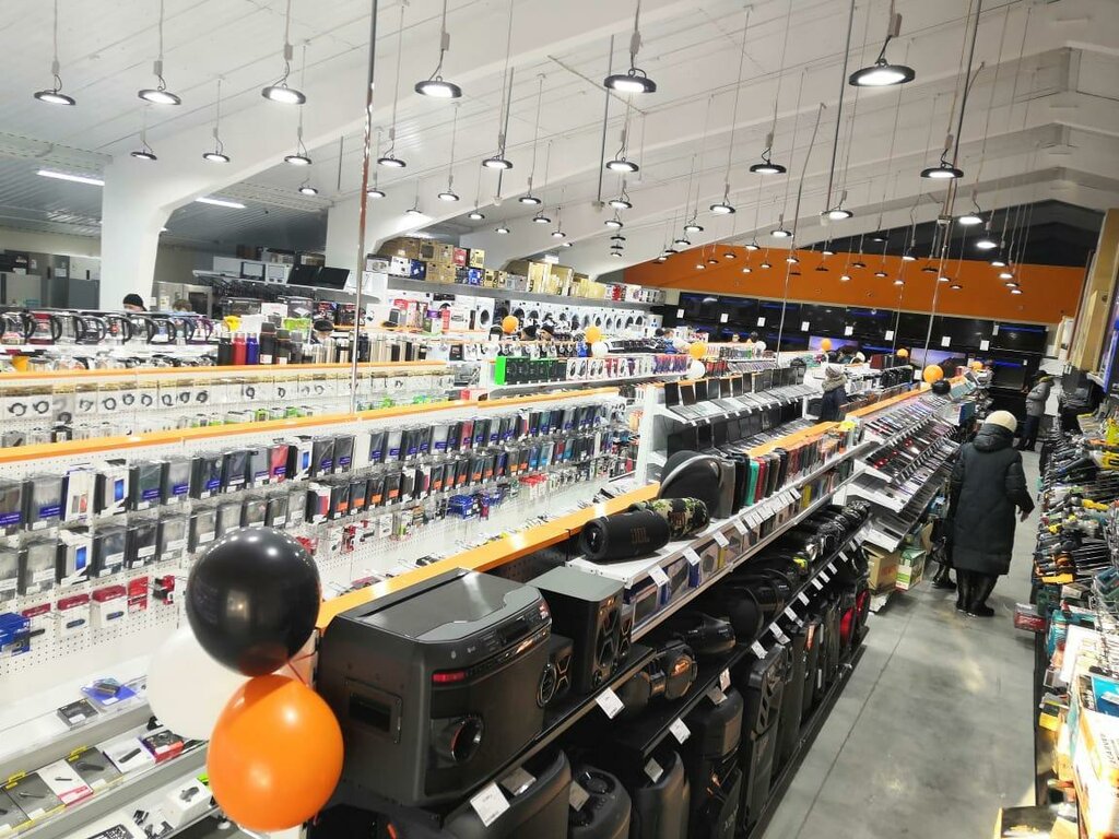 Elektronik eşya mağazaları DNS, Omskaya oblastı, foto