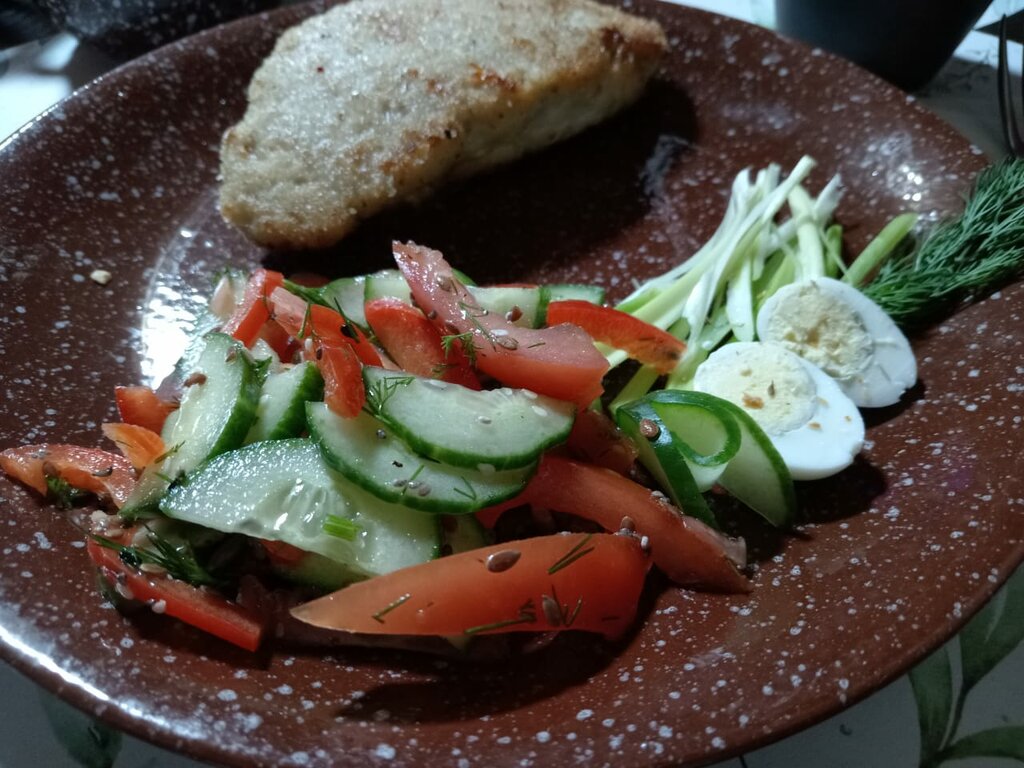 Kafe Domik u dorogi, Tverskaya oblastı, foto
