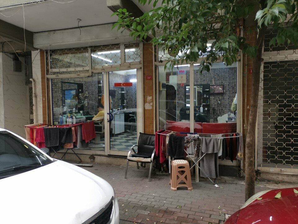 Berberler Özgür 2 Erkek Kuaförü, İstanbul, foto