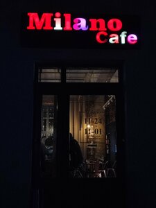 Милано (vulica Maksima Bahdanoviča No:3), pizzacılar  Slutsk'tan