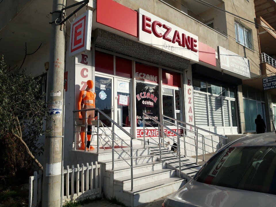 Eczaneler Özgür Eczanesi, İzmir, foto