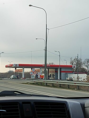 Benzin istasyonu Rusoil, Adıge Cumhuriyeti, foto