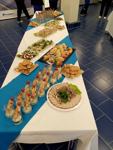 Kantin, yemekhane Столовая вахтового жилого комплекса Семаковского месторождения, Yamal‑Nenets Özerk Bölgesi, foto