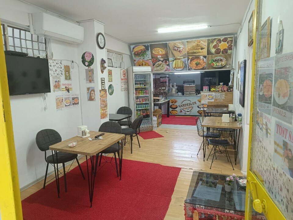 Fast food Meşhur Tost Evi, Antalya, foto