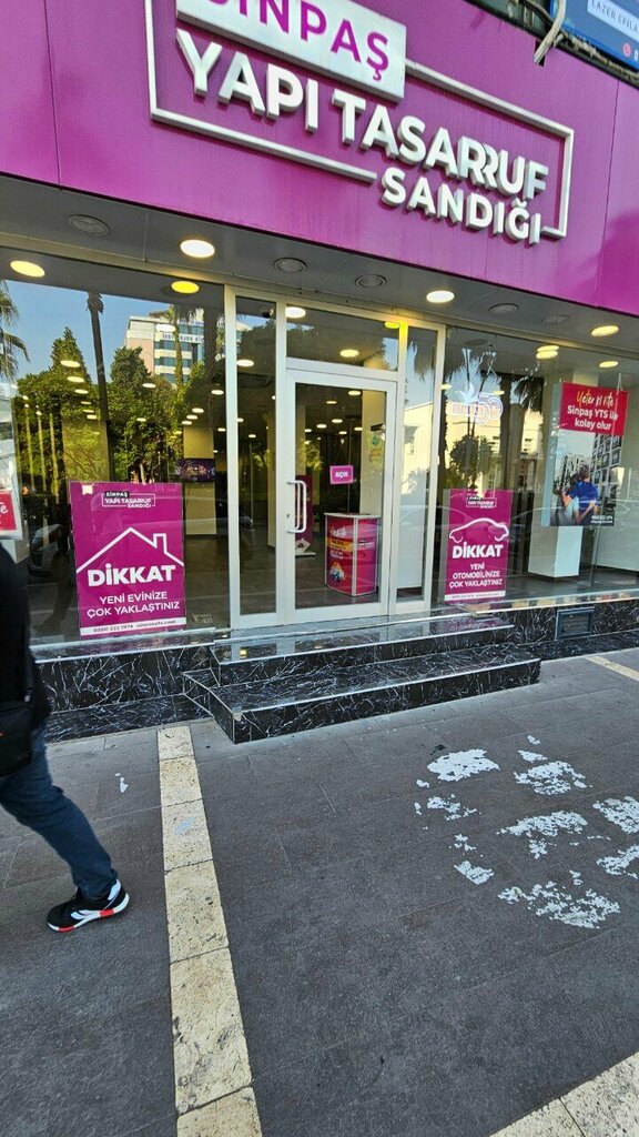 Banka Sinpaş Yapı Tasarruf Sandığı, Adana, foto