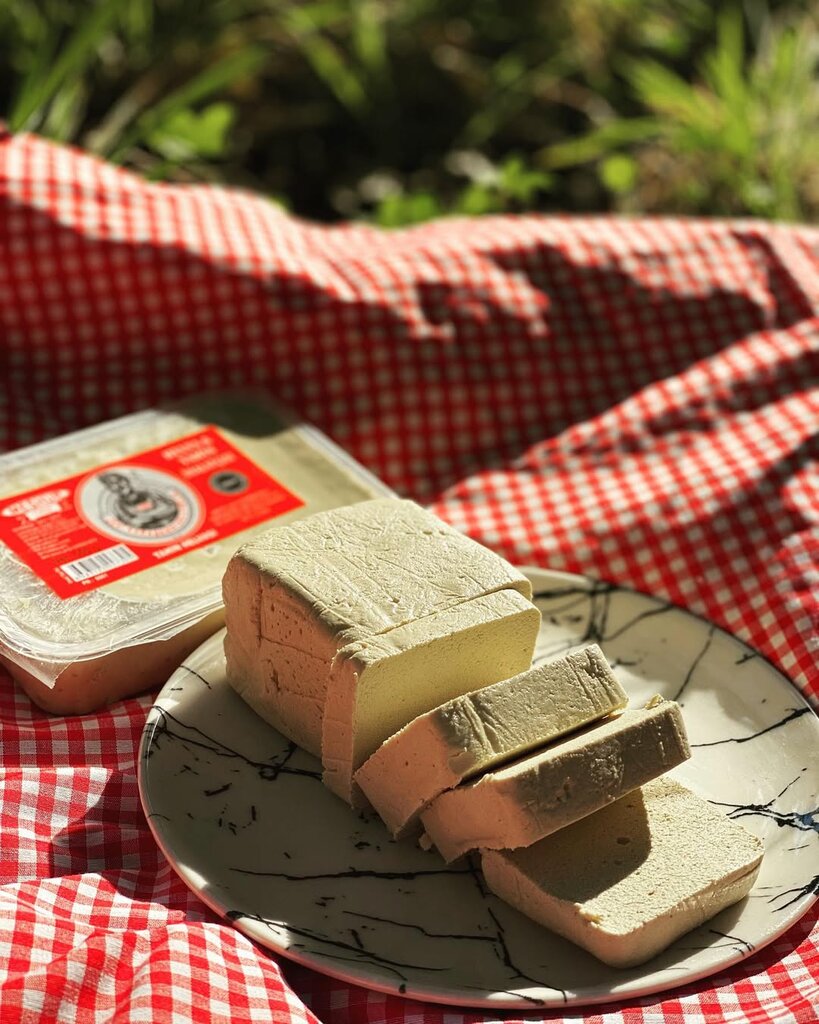 Gıda pazarı Meşhur Zeki Karaşerifoğlu Helva, Simav, foto