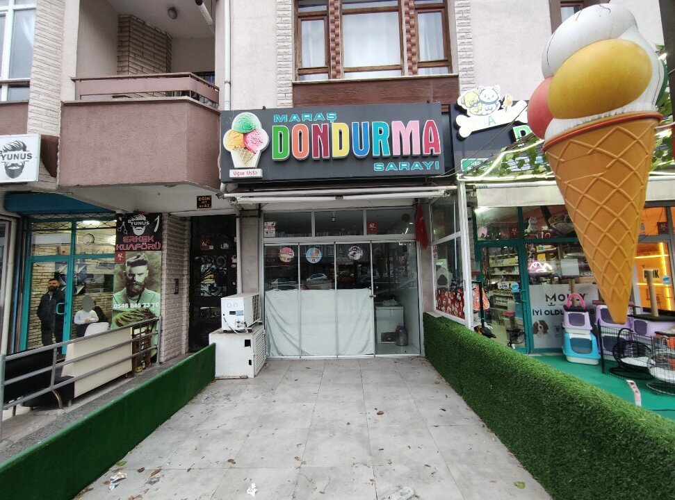 Dondurmacılar Maraş Dondurma Sarayi, Ankara, foto