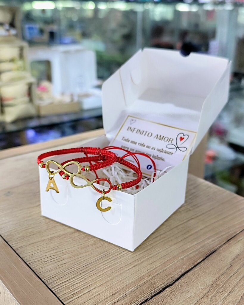 Bijuteriler Blue Bracelet, Lima, foto