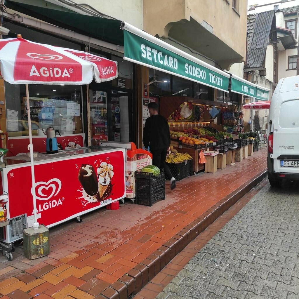 Pazarlar ve çarşılar Aydın Gıda Pazarı, Sürmene, foto